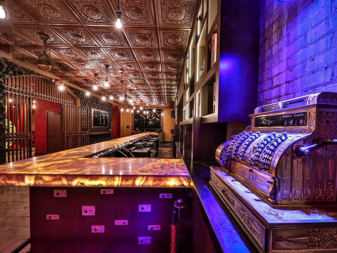 Metropolitan at the Nine – Backlit Onyx Countertop | Nu World